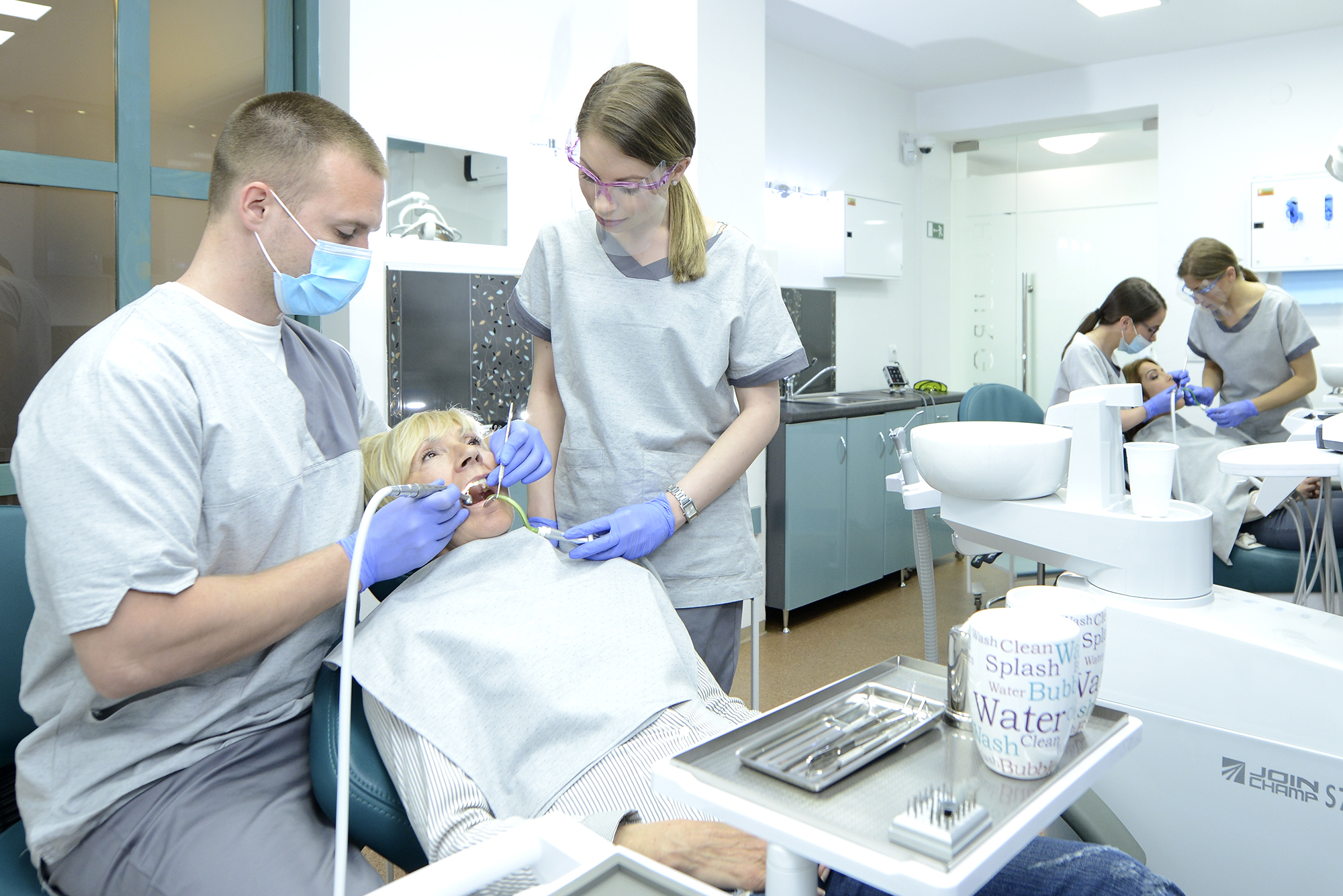 ORALNA HIRURGIJA | Dental Centar Bobić - Novi Sad, Serbia